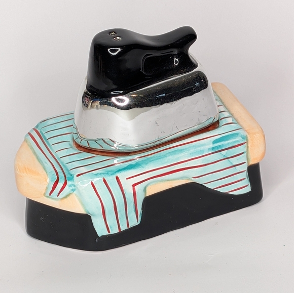 vandor | Dining | Vintage Vandor Iron And Ironing Board Salt And Pepper ...